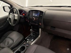 Pelēks Nissan Pathfinder 2012 Marijampole, ar dzinēja tilpumu 2.99 L un nobraukumu 276 tūkst. km par 9750 €, foto 16 vietnē AUTOMOTO.COM.LV