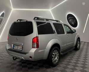 Pelēks Nissan Pathfinder 2012 Marijampole, ar dzinēja tilpumu 2.99 L un nobraukumu 276 tūkst. km par 9750 €, foto 23 vietnē AUTOMOTO.COM.LV