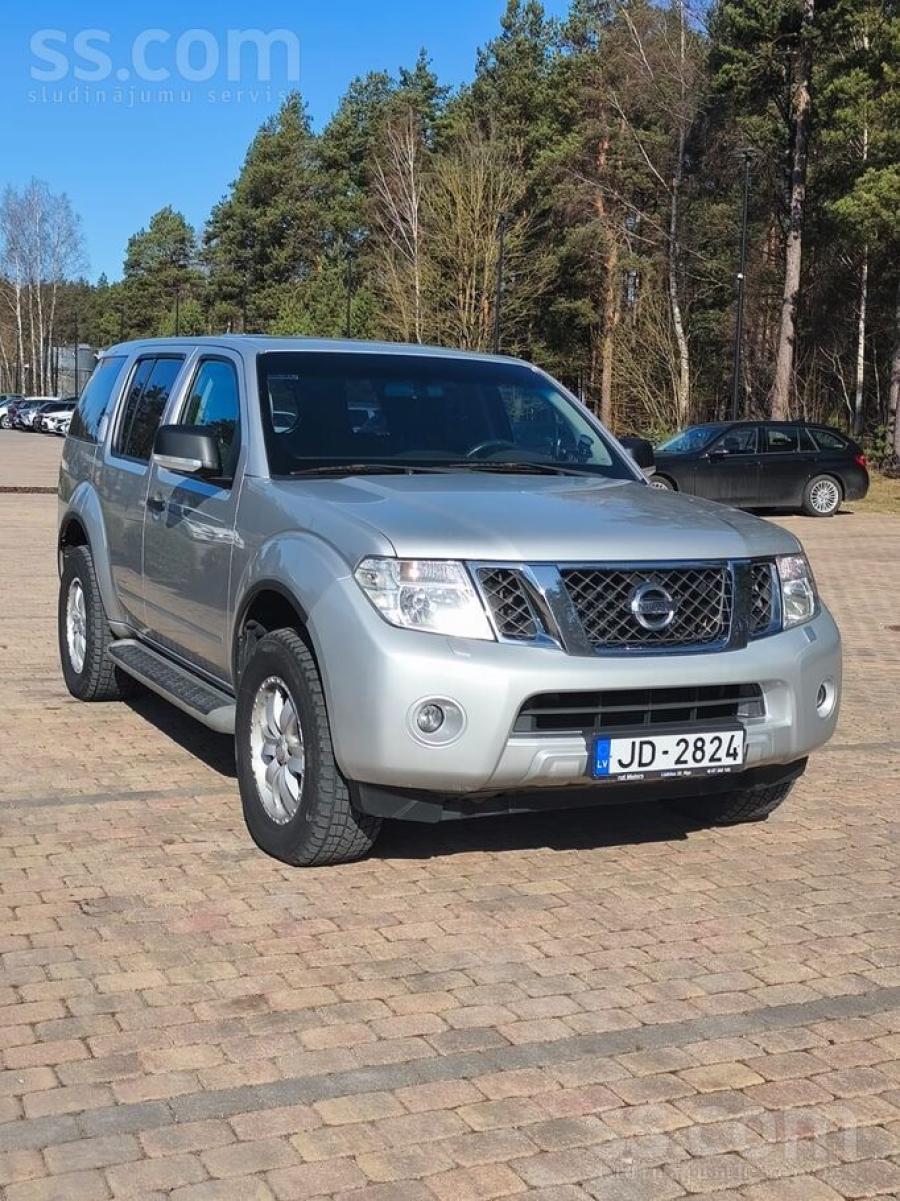 Pelēks Nissan Pathfinder 2012 Rīga, ar dzinēja tilpumu 2.50 L un nobraukumu 229 tūkst. km par 5050 €, foto 7 vietnē AUTOMOTO.COM.LV