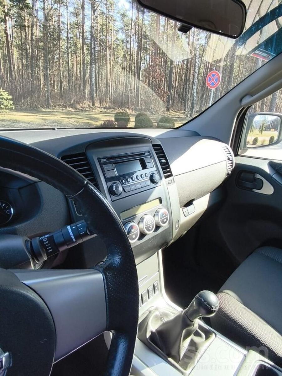 Pelēks Nissan Pathfinder 2012 Rīga, ar dzinēja tilpumu 2.50 L un nobraukumu 229 tūkst. km par 5050 €, foto 8 vietnē AUTOMOTO.COM.LV