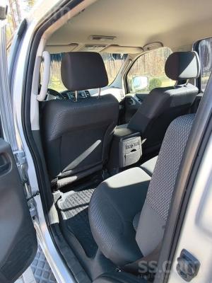 Pelēks Nissan Pathfinder 2012 Rīga, ar dzinēja tilpumu 2.50 L un nobraukumu 229 tūkst. km par 5050 €, foto 9 vietnē AUTOMOTO.COM.LV