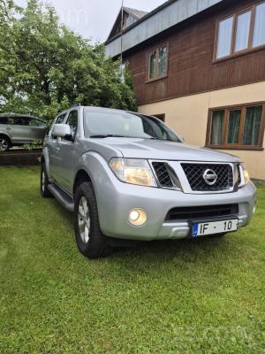 Pelēks Nissan Pathfinder 2013 Jūrmala, ar dzinēja tilpumu 2.50 L un nobraukumu 323 tūkst. km par 7450 €, foto 3 vietnē AUTOMOTO.COM.LV