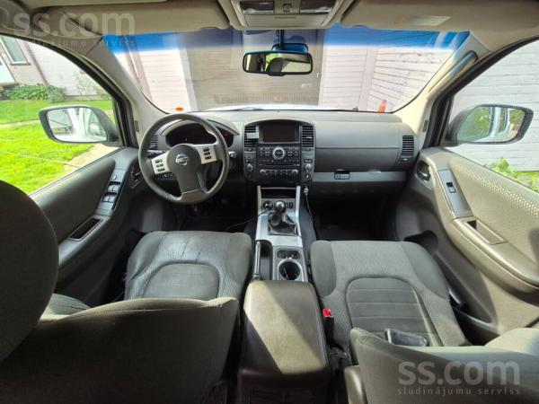 Pelēks Nissan Pathfinder 2013 Jūrmala, ar dzinēja tilpumu 2.50 L un nobraukumu 323 tūkst. km par 7450 €, foto 8 vietnē AUTOMOTO.COM.LV