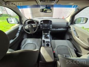 Pelēks Nissan Pathfinder 2013 Jūrmala, ar dzinēja tilpumu 2.50 L un nobraukumu 323 tūkst. km par 7450 €, foto 8 vietnē AUTOMOTO.COM.LV