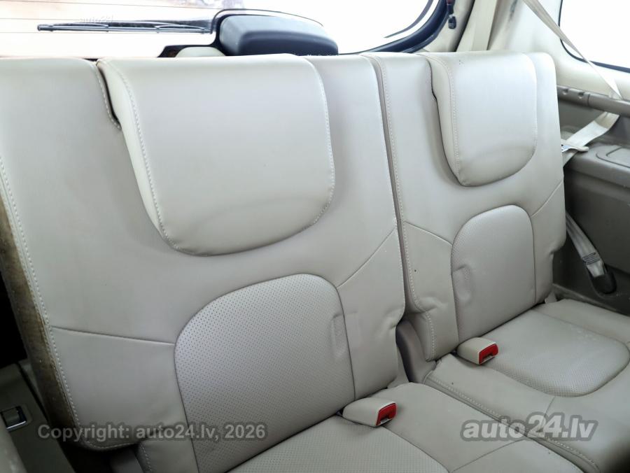 Red Nissan Pathfinder 2006 in Tallinn, with an engine capacity of 2.50 L and mileage of 306 thousand km for 2999 €, photo 9 on AUTOMOTO.COM.LV