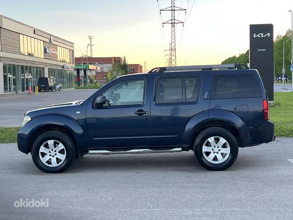 Nissan Pathfinder 2005 in Narva, with an engine capacity of 2.50 L and mileage of 315 thousand km for 2499 €, photo 4 on AUTOMOTO.COM.LV