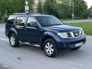 Nissan Pathfinder 2005 Narva, ar dzinēja tilpumu 2.50 L un nobraukumu 315 tūkst. km par 2499 €, foto 13 vietnē AUTOMOTO.COM.LV