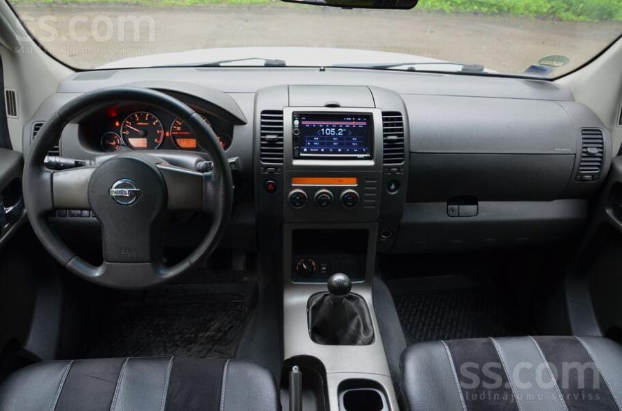 Balts Nissan Pathfinder 2008 Rīga, ar dzinēja tilpumu 2.50 L un nobraukumu 373 tūkst. km par 4790 €, foto 12 vietnē AUTOMOTO.COM.LV