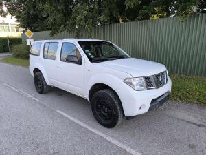 Balts Nissan Pathfinder 2008 Marijampole, ar dzinēja tilpumu 2.49 L un nobraukumu 298 tūkst. km par 4800 €, foto  vietnē AUTOMOTO.COM.LV
