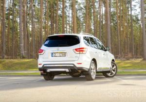 Balts Nissan Pathfinder 2014 Rīga, ar dzinēja tilpumu 2.50 L un nobraukumu 150 tūkst. km par 11190 €, foto 6 vietnē AUTOMOTO.COM.LV