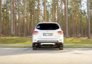 Balts Nissan Pathfinder 2014 Rīga, ar dzinēja tilpumu 2.50 L un nobraukumu 150 tūkst. km par 11190 €, foto 7 vietnē AUTOMOTO.COM.LV