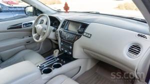 Balts Nissan Pathfinder 2014 Rīga, ar dzinēja tilpumu 2.50 L un nobraukumu 150 tūkst. km par 11190 €, foto 11 vietnē AUTOMOTO.COM.LV