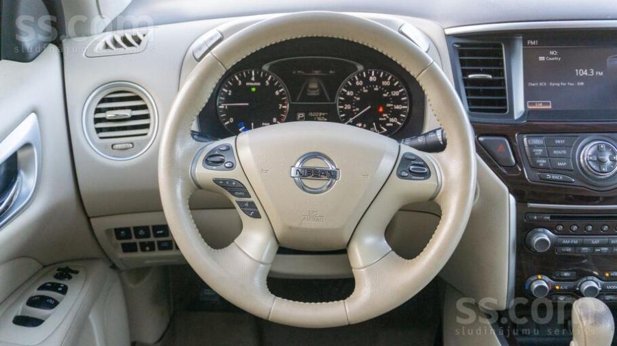Balts Nissan Pathfinder 2014 Rīga, ar dzinēja tilpumu 2.50 L un nobraukumu 150 tūkst. km par 11190 €, foto 14 vietnē AUTOMOTO.COM.LV