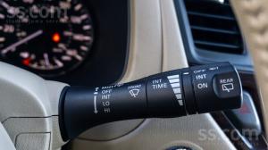 Balts Nissan Pathfinder 2014 Rīga, ar dzinēja tilpumu 2.50 L un nobraukumu 150 tūkst. km par 11190 €, foto 23 vietnē AUTOMOTO.COM.LV