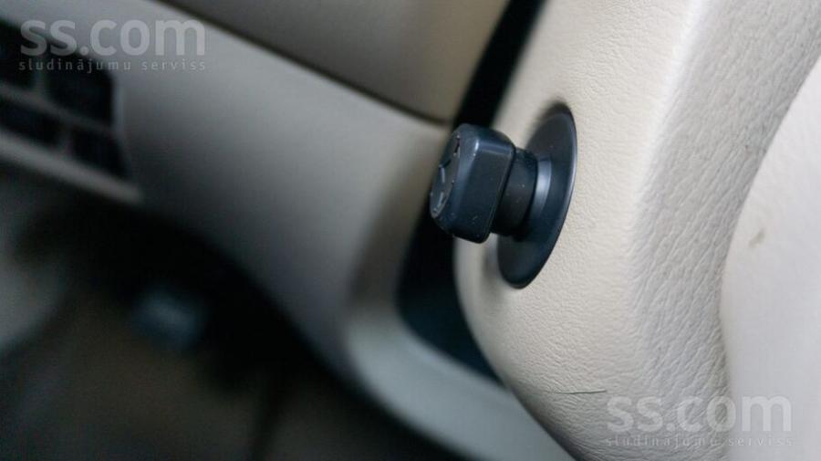 Balts Nissan Pathfinder 2014 Rīga, ar dzinēja tilpumu 2.50 L un nobraukumu 150 tūkst. km par 11190 €, foto 25 vietnē AUTOMOTO.COM.LV