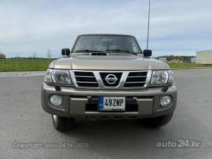 Smilšu krāsa Nissan Patrol 2004 Tallina, ar dzinēja tilpumu 3.00 L un nobraukumu 202 tūkst. km par 11999 €, foto 8 vietnē AUTOMOTO.COM.LV