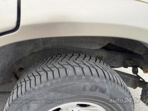 Smilšu krāsa Nissan Patrol 2004 Tallina, ar dzinēja tilpumu 3.00 L un nobraukumu 202 tūkst. km par 11999 €, foto 12 vietnē AUTOMOTO.COM.LV