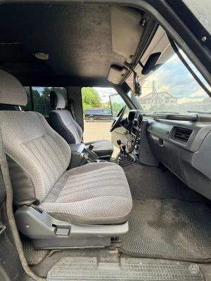 Melns Nissan Patrol 1990 Viļņa, ar dzinēja tilpumu 2.83 L un nobraukumu 200 tūkst. km par 8700 €, foto 20 vietnē AUTOMOTO.COM.LV