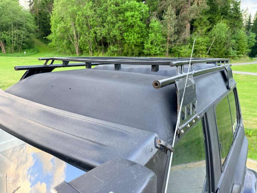 Melns Nissan Patrol 1990 Viļņa, ar dzinēja tilpumu 2.83 L un nobraukumu 200 tūkst. km par 8700 €, foto 21 vietnē AUTOMOTO.COM.LV