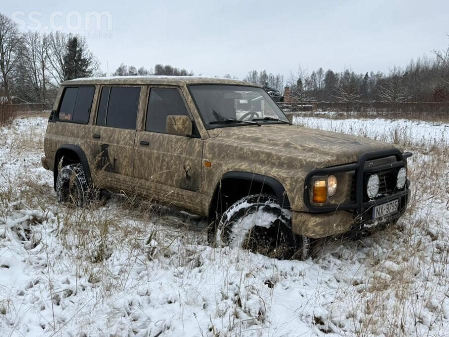 Черный Ниссан Патрол 1997 в Бауска, объемом двигателя 2.80 л и пробегом 355 тыс. км за 12500 €, фото 2 на AUTOMOTO.COM.LV
