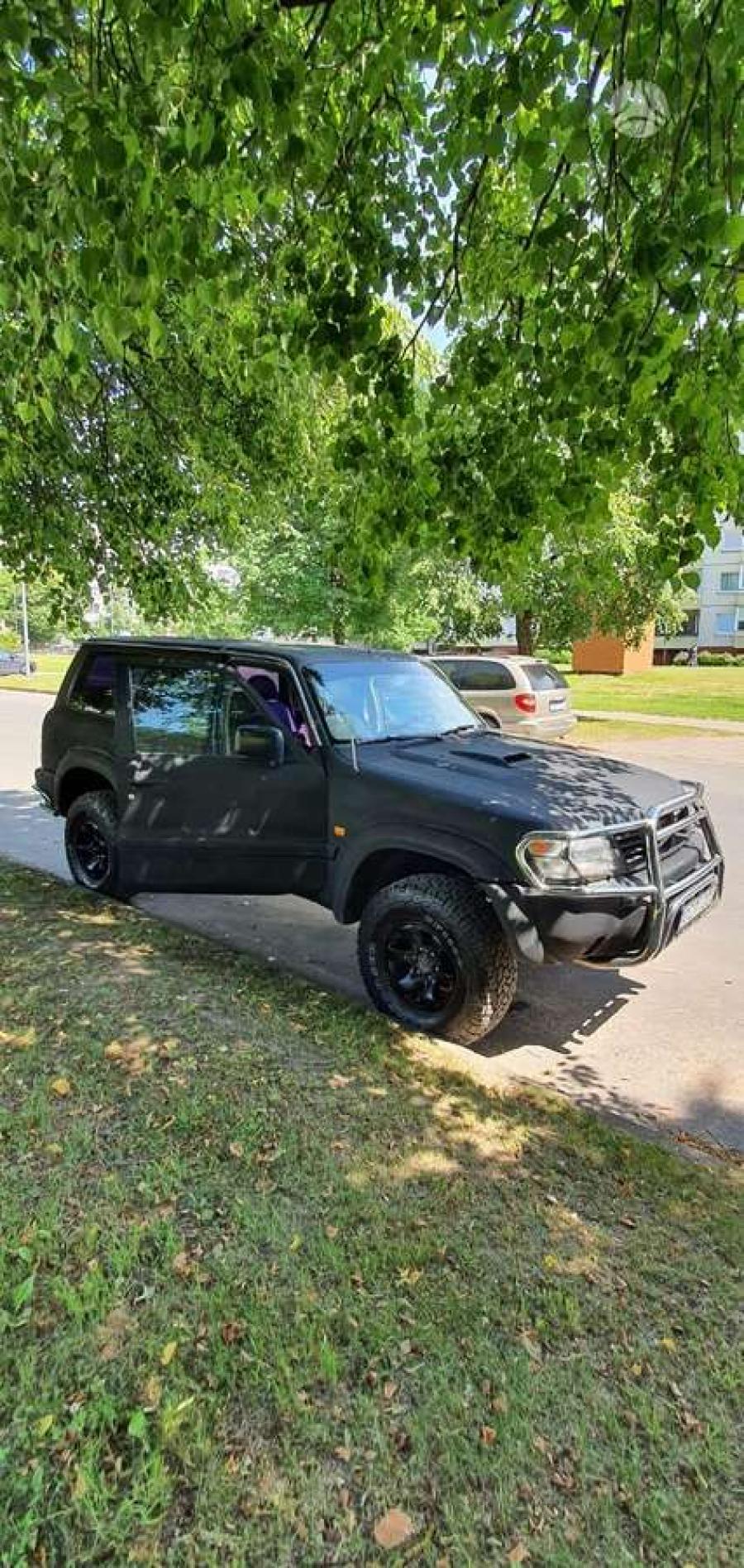 Melns Nissan Patrol 1999 Viļņa, ar dzinēja tilpumu 2.80 L un nobraukumu 263 tūkst. km par 6000 €, foto 17 vietnē AUTOMOTO.COM.LV