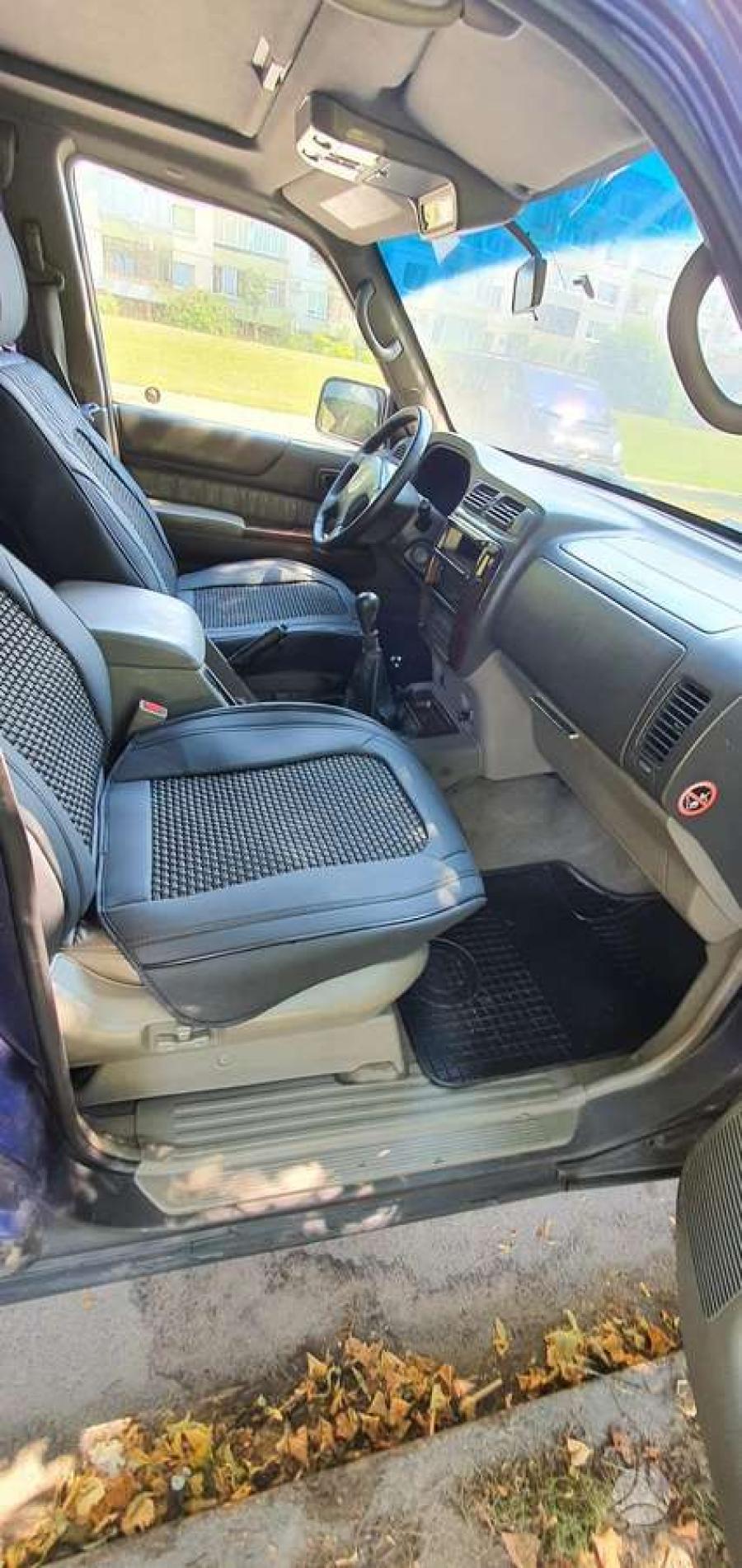 Melns Nissan Patrol 1999 Viļņa, ar dzinēja tilpumu 2.80 L un nobraukumu 263 tūkst. km par 6000 €, foto 20 vietnē AUTOMOTO.COM.LV