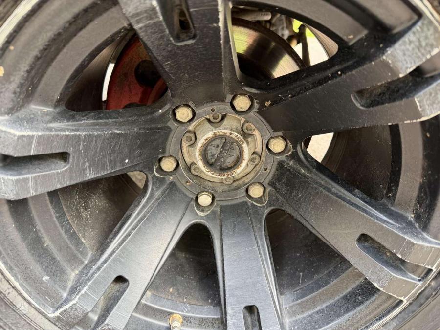 Melns Nissan Patrol 2000 Viļņa, ar dzinēja tilpumu 2.83 L un nobraukumu 253 tūkst. km par 9400 €, foto 21 vietnē AUTOMOTO.COM.LV