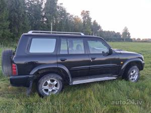 Melns Nissan Patrol 2001 Tallina, ar dzinēja tilpumu 3.00 L un nobraukumu 0 tūkst. km par 7900 €, foto 4 vietnē AUTOMOTO.COM.LV