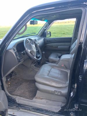 Melns Nissan Patrol 2001 Tallina, ar dzinēja tilpumu 3.00 L un nobraukumu 0 tūkst. km par 7900 €, foto 8 vietnē AUTOMOTO.COM.LV