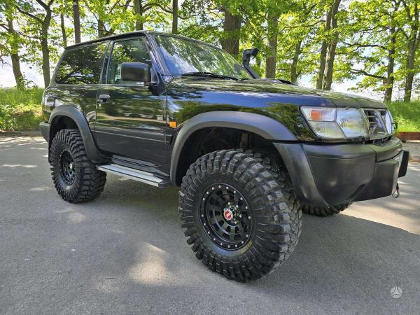 Melns Nissan Patrol 2003 Jurbarkas, ar dzinēja tilpumu 3.00 L un nobraukumu 230 tūkst. km par 11300 €, foto 2 vietnē AUTOMOTO.COM.LV