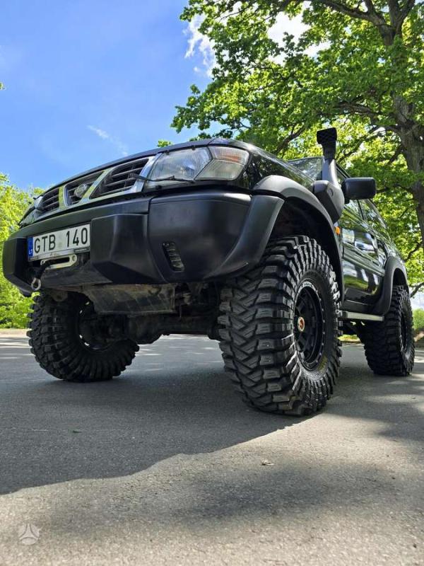Melns Nissan Patrol 2003 Jurbarkas, ar dzinēja tilpumu 3.00 L un nobraukumu 230 tūkst. km par 11300 €, foto 4 vietnē AUTOMOTO.COM.LV