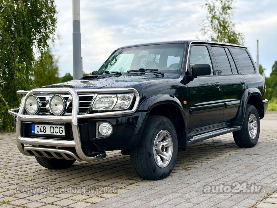 Melns Nissan Patrol 2004 Tartu, ar dzinēja tilpumu 3.00 L un nobraukumu 352 tūkst. km par 19900 €, foto 28 vietnē AUTOMOTO.COM.LV