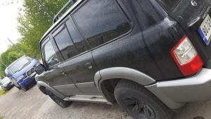 Black Nissan Patrol 2005 in Tallinn, with an engine capacity of 3.00 L and mileage of 246 thousand km for 6600 €, photo 15 on AUTOMOTO.COM.LV