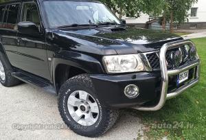 Melns Nissan Patrol 2005 Tallina, ar dzinēja tilpumu 3.00 L un nobraukumu 218 tūkst. km par 19999 €, foto  vietnē AUTOMOTO.COM.LV