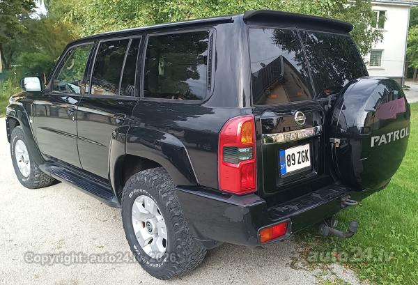 Melns Nissan Patrol 2005 Tallina, ar dzinēja tilpumu 3.00 L un nobraukumu 218 tūkst. km par 19999 €, foto 4 vietnē AUTOMOTO.COM.LV