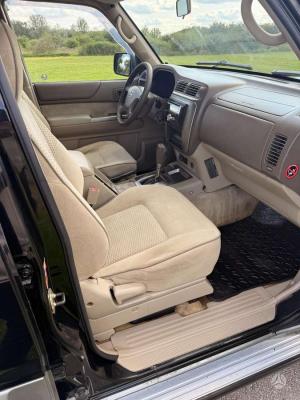 Melns Nissan Patrol 2005 Šauļi, ar dzinēja tilpumu 2.95 L un nobraukumu 242 tūkst. km par 8750 €, foto 15 vietnē AUTOMOTO.COM.LV