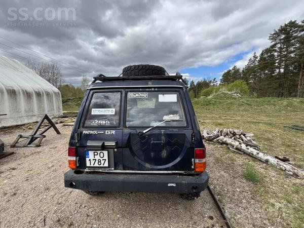 Blue Nissan Patrol 1992 in Liepaja, with an engine capacity of 2.80 L and mileage of 0 thousand km for 5000 €, photo 4 on AUTOMOTO.COM.LV