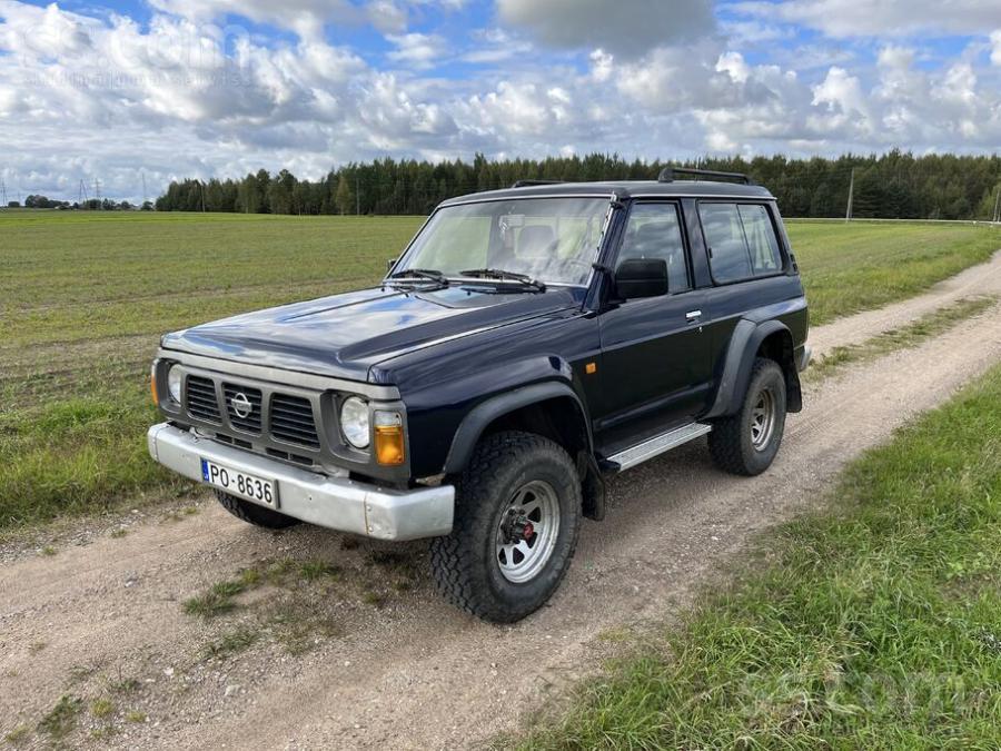 Zils Nissan Patrol 1992 Kuldīga, ar dzinēja tilpumu 2.80 L un nobraukumu 283 tūkst. km par 9500 €, foto 1 vietnē AUTOMOTO.COM.LV