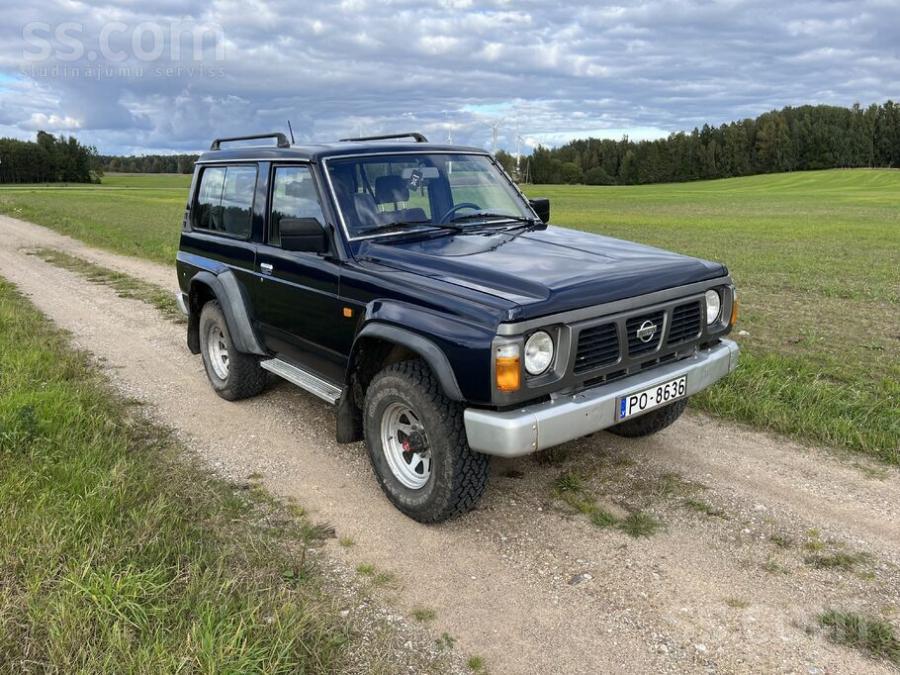 Zils Nissan Patrol 1992 Kuldīga, ar dzinēja tilpumu 2.80 L un nobraukumu 283 tūkst. km par 9500 €, foto 3 vietnē AUTOMOTO.COM.LV