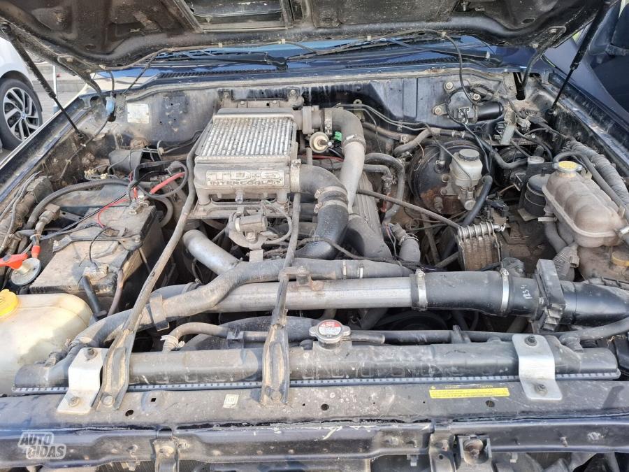 Zils Nissan Patrol 2000 Viļņa, ar dzinēja tilpumu 3.00 L un nobraukumu 269 tūkst. km par 8700 €, foto 15 vietnē AUTOMOTO.COM.LV