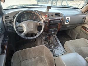 Zils Nissan Patrol 2000 Viļņa, ar dzinēja tilpumu 3.00 L un nobraukumu 269 tūkst. km par 8700 €, foto 16 vietnē AUTOMOTO.COM.LV