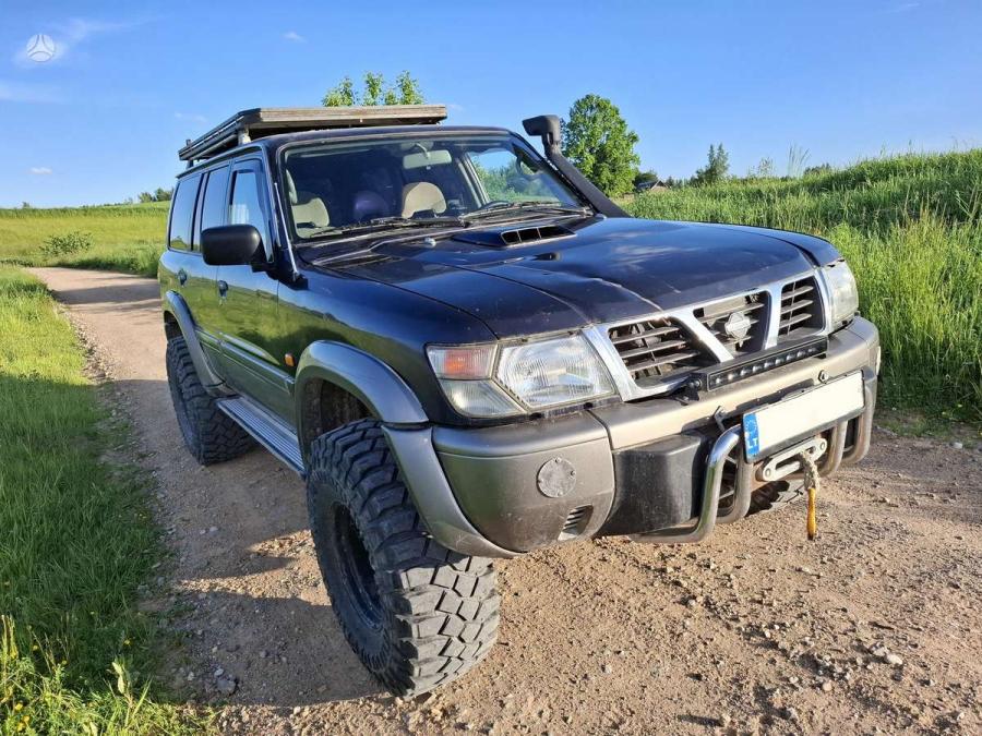 Синий Ниссан Патрол 2000 в Вильнюс, объемом двигателя 3.00 л и пробегом 269 тыс. км за 8200 €, фото 3 на AUTOMOTO.COM.LV