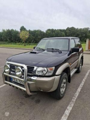 Zils Nissan Patrol 2000 Kelmė, ar dzinēja tilpumu 2.95 L un nobraukumu 298 tūkst. km par 4950 €, foto  vietnē AUTOMOTO.COM.LV
