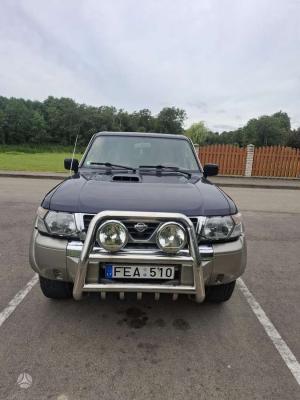 Zils Nissan Patrol 2000 Kelmė, ar dzinēja tilpumu 2.95 L un nobraukumu 298 tūkst. km par 4950 €, foto 3 vietnē AUTOMOTO.COM.LV