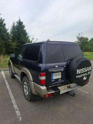 Zils Nissan Patrol 2000 Kelmė, ar dzinēja tilpumu 2.95 L un nobraukumu 298 tūkst. km par 4950 €, foto 4 vietnē AUTOMOTO.COM.LV