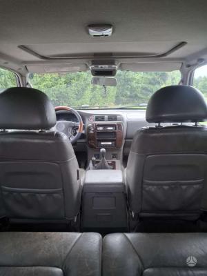 Zils Nissan Patrol 2000 Kelmė, ar dzinēja tilpumu 2.95 L un nobraukumu 298 tūkst. km par 4950 €, foto 5 vietnē AUTOMOTO.COM.LV