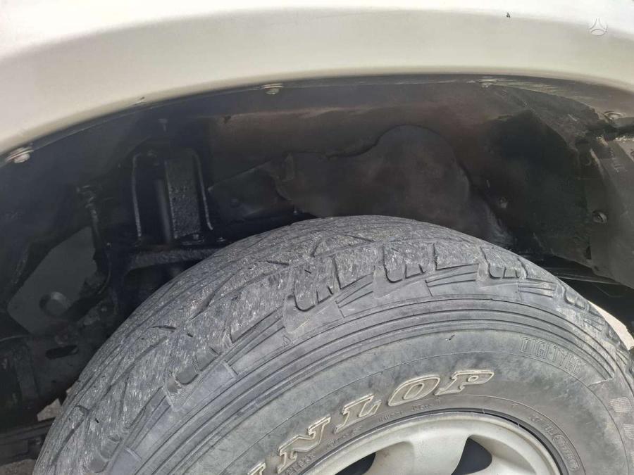 Zils Nissan Patrol 2000 Kelmė, ar dzinēja tilpumu 2.95 L un nobraukumu 298 tūkst. km par 4950 €, foto 9 vietnē AUTOMOTO.COM.LV