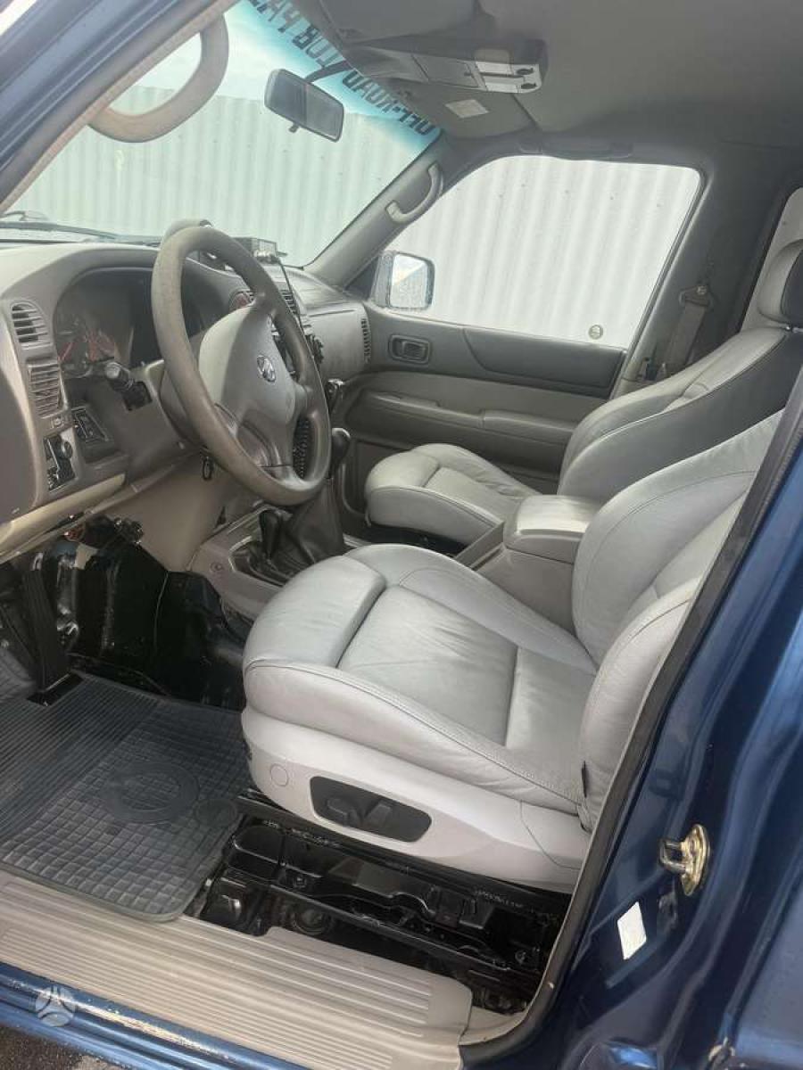 Zils Nissan Patrol 2002 Pasvalys, ar dzinēja tilpumu 2.95 L un nobraukumu 0 tūkst. km par 12999 €, foto 12 vietnē AUTOMOTO.COM.LV