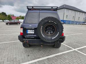 Blue Nissan Patrol 2003 in Taurage, with an engine capacity of 3.00 L and mileage of 223 thousand km for 25000 €, photo 4 on AUTOMOTO.COM.LV