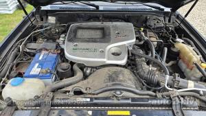 Blue Nissan Patrol 2004 in Tartu, with an engine capacity of 3.00 L and mileage of 398 thousand km for 15000 €, photo 17 on AUTOMOTO.COM.LV
